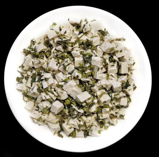 香木春拌豆腐怎么做_香木春拌豆腐热量高吗-第1张图片-山城妙识
