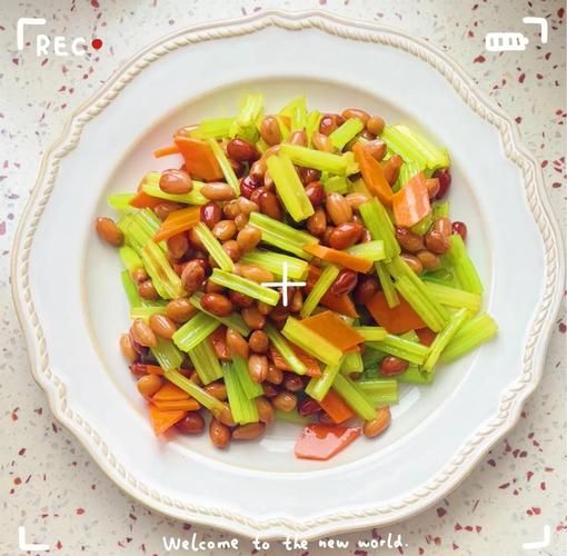 芹菜花生米凉拌怎么做_芹菜花生米凉拌菜最简单的方法-第2张图片-山城妙识 芹菜花生米凉拌怎么做_芹菜花生米凉拌菜最简单的方法-第2张图片-山城妙识