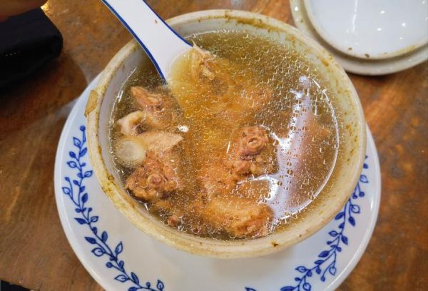兔肉煲汤的做法_兔肉煲汤怎么做好吃-第3张图片-山城妙识