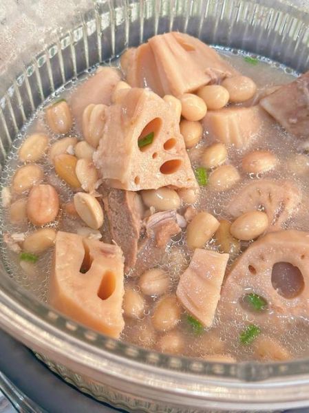 莲藕怎么炖才软烂_莲藕炖多久才入味-第1张图片-山城妙识