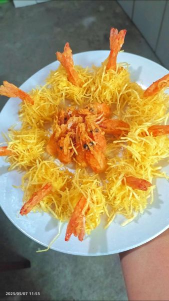 金丝虾球怎么做_金丝虾球食谱在哪-第1张图片-山城妙识