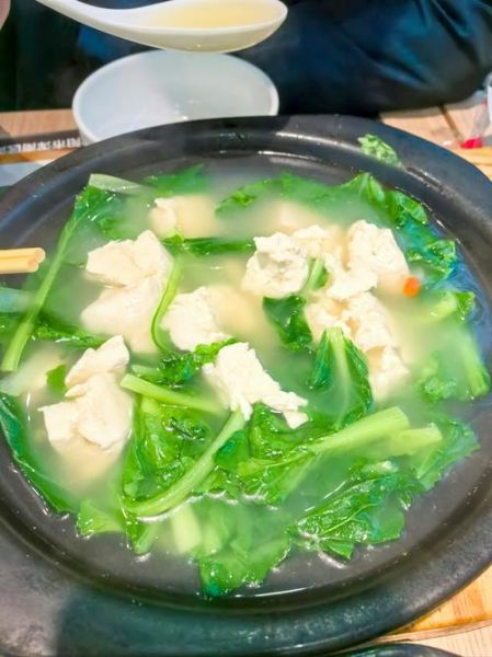 青菜豆腐汤怎么做_青菜豆腐汤的家常做法-第1张图片-山城妙识