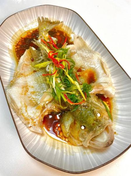 清蒸鲈鱼怎么蒸才鲜嫩_清蒸鲈鱼做法步骤详解-第3张图片-山城妙识