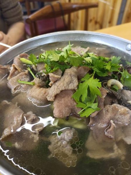 清汤牛肉怎么炖才嫩_清汤牛肉汤做法窍门-第1张图片-山城妙识