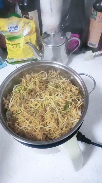下厨房金银花茶怎么做_txl金银花笔趣阁阅读入口在哪-第3张图片-山城妙识