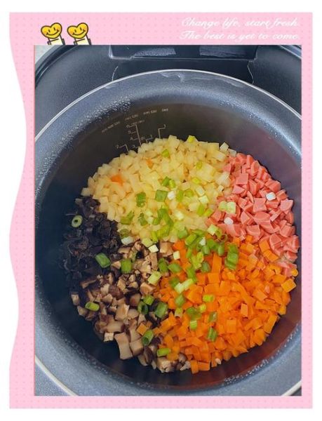 闷米饭加菜怎么做_电饭锅版零失败技巧-第1张图片-山城妙识