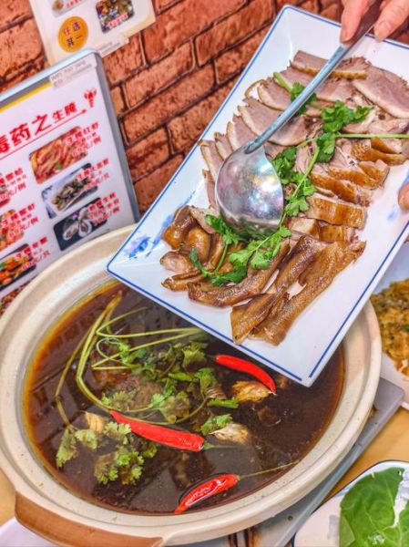 潮汕牛肉火锅哪里正宗_潮汕卤鹅怎么做才地道-第1张图片-山城妙识