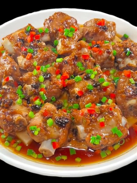 豆豉排骨怎么做_豆豉蒸排骨家常做法-第1张图片-山城妙识