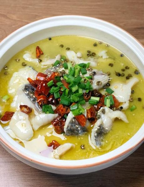 酸菜鱼头怎么做_家常酸菜鱼头做法步骤-第1张图片-山城妙识