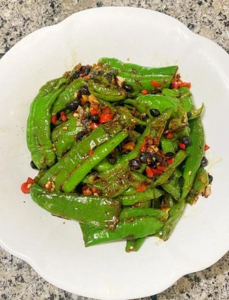 虎皮青椒怎么做才脆_虎皮椒家常做法步骤-第1张图片-山城妙识
