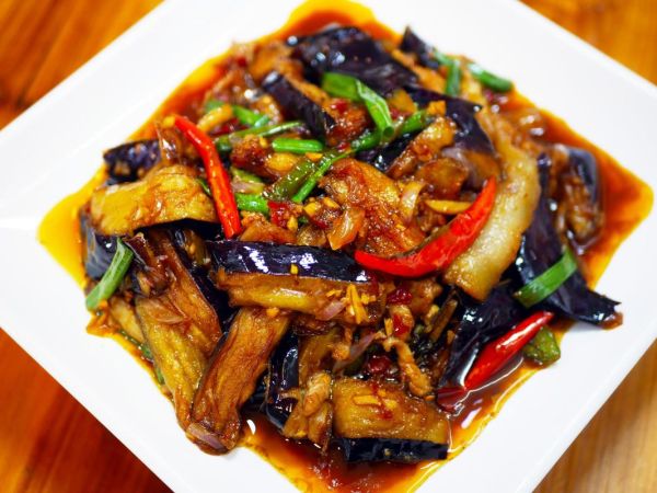 酱爆茄子怎么做_茄子怎么炒不吸油-第1张图片-山城妙识