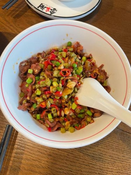 湘菜炒菜有哪些经典_湘菜炒菜怎么做才正宗-第1张图片-山城妙识