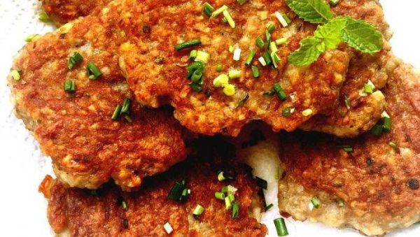 藕饼怎么做_家常藕饼做法步骤-第3张图片-山城妙识
