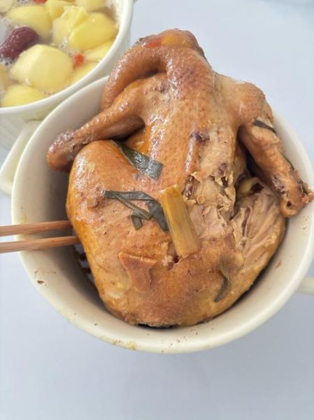 电饭煲焖鸡怎么做_电饭煲焖鸡的家常做法-第3张图片-山城妙识