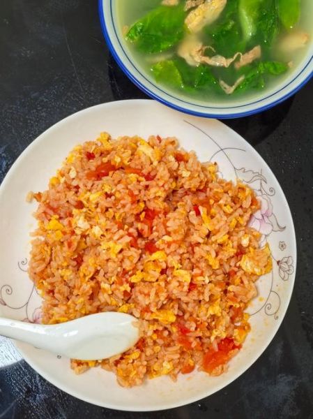 番茄炒饭怎么做_番茄炒饭家常做法-第1张图片-山城妙识