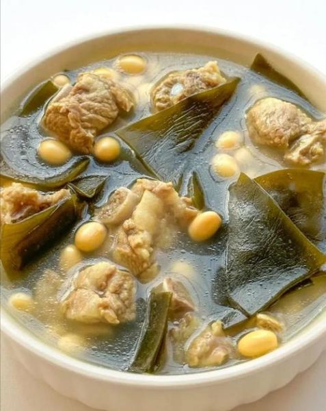 海带黄豆猪蹄汤怎么做_海带黄豆猪蹄汤的功效-第2张图片-山城妙识