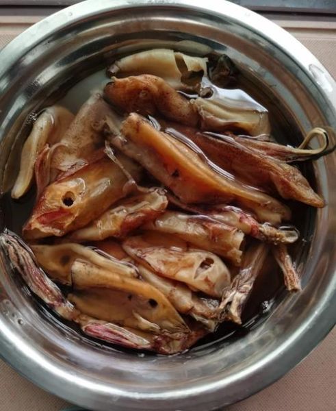 鱿鱼丝干怎么做好吃_鱿鱼丝干的家常做法-第1张图片-山城妙识