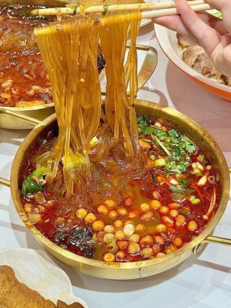 龙口粉丝怎么做酸辣粉_酸辣粉汤底怎么调-第3张图片-山城妙识