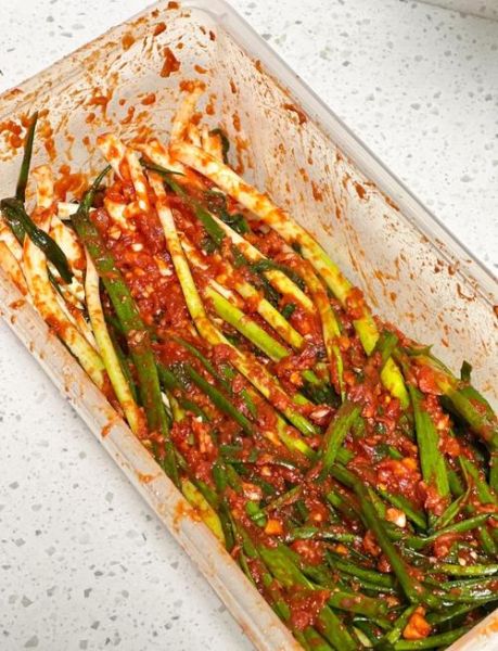 韩国香葱泡菜怎么做_香葱泡菜腌制比例-第2张图片-山城妙识