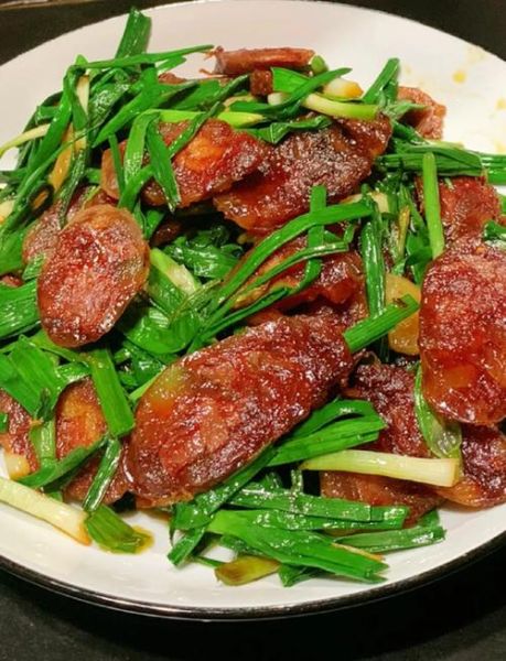 腊肠怎么炒好吃_腊肠炒什么菜简单-第1张图片-山城妙识 腊肠怎么炒好吃_腊肠炒什么菜简单-第1张图片-山城妙识