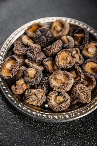香菇干怎么泡发_香菇干和鲜香菇营养区别-第2张图片-山城妙识
