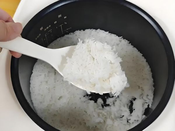 高压锅煮稀饭要多久_高压锅煮稀饭多久能熟-第1张图片-山城妙识