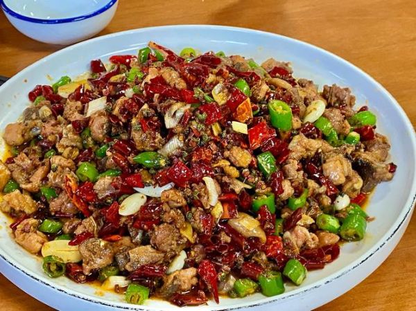 湖南炒黄鳝怎么做_湖南炒黄鳝正宗做法-第3张图片-山城妙识 湖南炒黄鳝怎么做_湖南炒黄鳝正宗做法-第3张图片-山城妙识