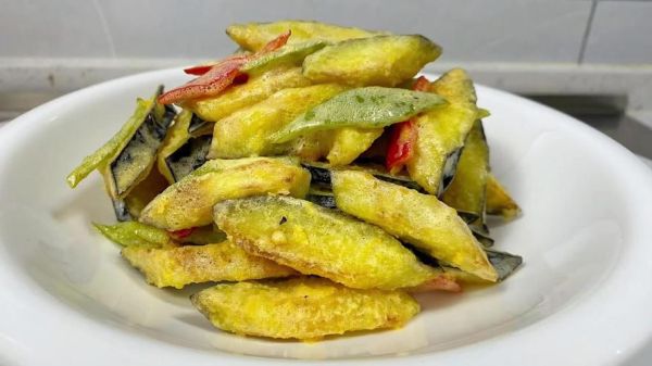 蛋黄茄子怎么做_家常蛋黄茄子做法-第2张图片-山城妙识