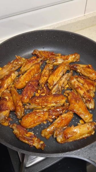 蚝油鸡翅怎么做才入味_蚝油鸡翅的腌制技巧-第1张图片-山城妙识