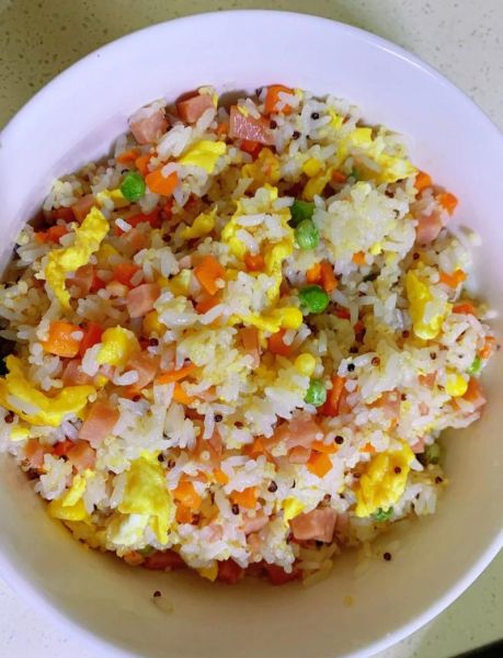 扬州炒饭怎么炒好吃_正宗做法-第1张图片-山城妙识
