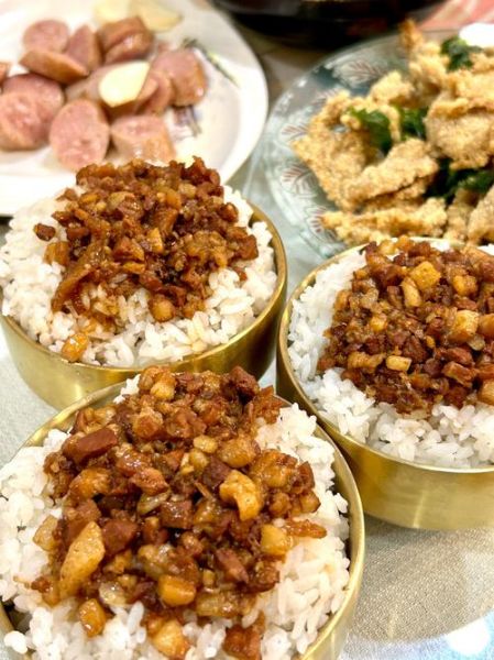 台湾特色菜有哪些_台湾夜市必吃小吃-第1张图片-山城妙识 台湾特色菜有哪些_台湾夜市必吃小吃-第1张图片-山城妙识