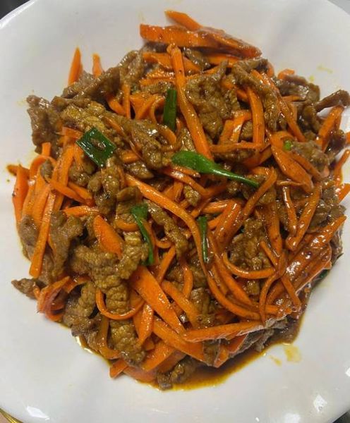 红萝卜炒肉丝怎么炒好吃_红萝卜炒肉丝的家常做法-第3张图片-山城妙识 红萝卜炒肉丝怎么炒好吃_红萝卜炒肉丝的家常做法-第3张图片-山城妙识