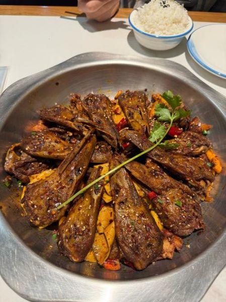 干锅辣鸭头图片真图片_干锅辣鸭头怎么做才正宗-第1张图片-山城妙识