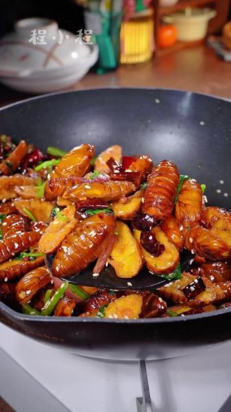 蚕蛹炒鸡蛋怎么做_蚕蛹炒鸡蛋的家常做法-第2张图片-山城妙识