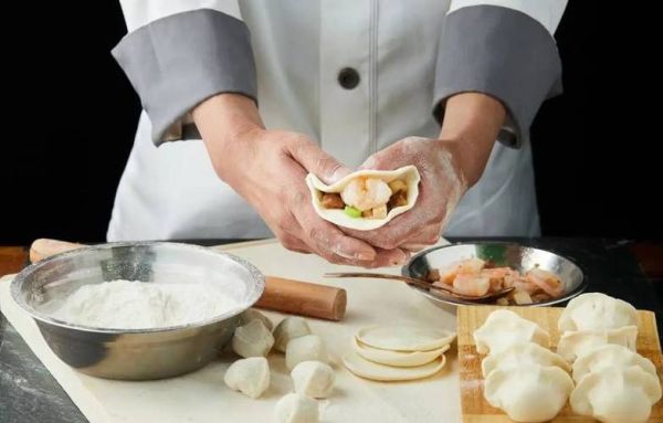 面点师工资一般多少钱_面点师工资高吗-第2张图片-山城妙识