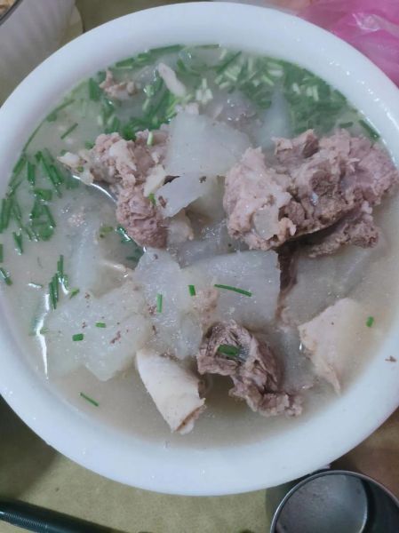 冬瓜萝卜排骨汤怎么做_冬瓜萝卜排骨汤的功效-第1张图片-山城妙识