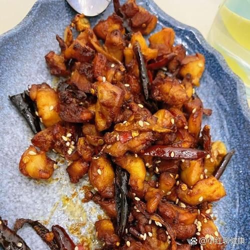 辣子免肉丁怎么做_免肉丁去腥技巧-第2张图片-山城妙识 辣子免肉丁怎么做_免肉丁去腥技巧-第2张图片-山城妙识