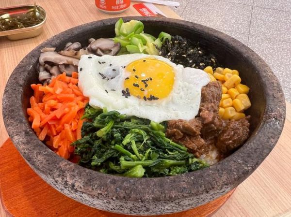 石锅拌饭有哪些种类_石锅拌饭热量高吗-第2张图片-山城妙识 石锅拌饭有哪些种类_石锅拌饭热量高吗-第2张图片-山城妙识