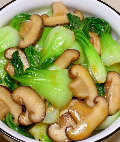 青菜炒香菇怎么炒好吃_青菜炒香菇用焯水吗-第3张图片-山城妙识 青菜炒香菇怎么炒好吃_青菜炒香菇用焯水吗-第3张图片-山城妙识