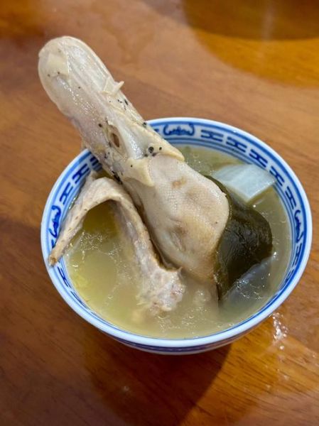 酸萝卜老鸭汤可以加海带吗_海带会影响汤味吗-第2张图片-山城妙识 酸萝卜老鸭汤可以加海带吗_海带会影响汤味吗-第2张图片-山城妙识