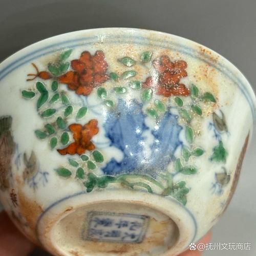 鸡缸杯为什么这么贵_鸡缸杯真假辨别方法-第3张图片-山城妙识 鸡缸杯为什么这么贵_鸡缸杯真假辨别方法-第3张图片-山城妙识