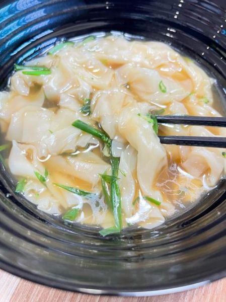 超薄馄饨皮怎么做_为什么擀不薄-第1张图片-山城妙识 超薄馄饨皮怎么做_为什么擀不薄-第1张图片-山城妙识