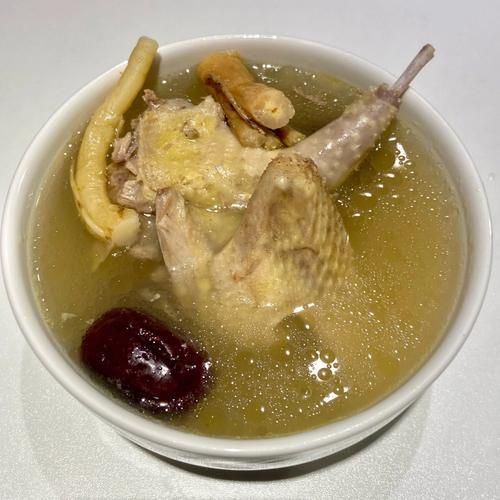 高压锅炖鸽子汤的做法_鸽子汤炖多久最营养-第3张图片-山城妙识 高压锅炖鸽子汤的做法_鸽子汤炖多久最营养-第3张图片-山城妙识