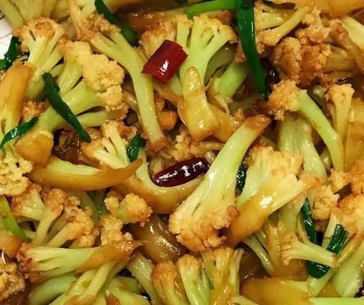 蒜蓉菜花怎么炒_蒜蓉菜花焯水几分钟-第1张图片-山城妙识 蒜蓉菜花怎么炒_蒜蓉菜花焯水几分钟-第1张图片-山城妙识