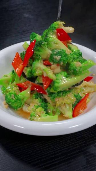 蒜蓉菜花怎么炒_蒜蓉菜花焯水几分钟-第2张图片-山城妙识 蒜蓉菜花怎么炒_蒜蓉菜花焯水几分钟-第2张图片-山城妙识