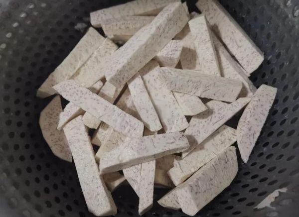 翻砂芋头怎么做_翻砂芋头为什么糖不挂霜-第2张图片-山城妙识 翻砂芋头怎么做_翻砂芋头为什么糖不挂霜-第2张图片-山城妙识