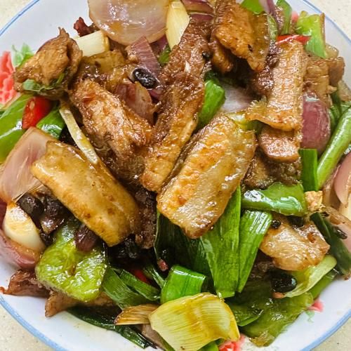 洋葱回锅肉怎么做_洋葱回锅肉家常做法-第3张图片-山城妙识 洋葱回锅肉怎么做_洋葱回锅肉家常做法-第3张图片-山城妙识