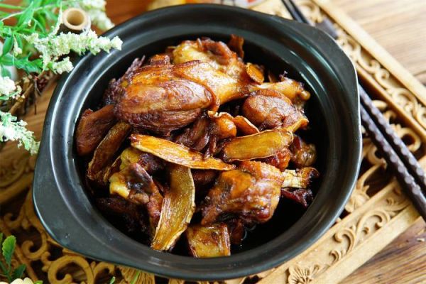 鸭肉和什么焖最好吃_鸭肉焖什么食材最香-第3张图片-山城妙识 鸭肉和什么焖最好吃_鸭肉焖什么食材最香-第3张图片-山城妙识