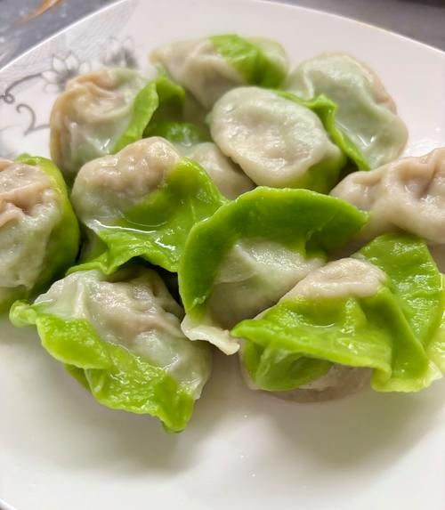 猪肉大葱白菜饺子馅怎么做_白菜饺子馅要不要焯水-第3张图片-山城妙识 猪肉大葱白菜饺子馅怎么做_白菜饺子馅要不要焯水-第3张图片-山城妙识