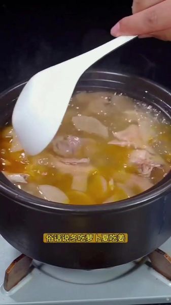 酸萝卜鸭掌汤的做法_鸭掌汤怎么做好吃-第1张图片-山城妙识 酸萝卜鸭掌汤的做法_鸭掌汤怎么做好吃-第1张图片-山城妙识